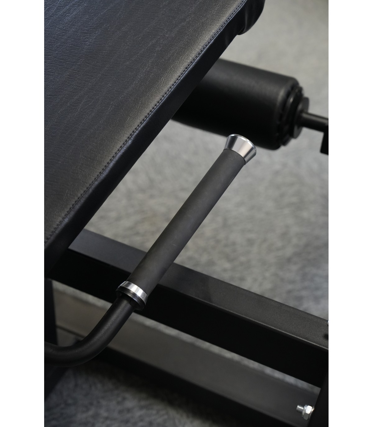 Iso Lateral Leg Extension - Quadriceps machine | Sveltus